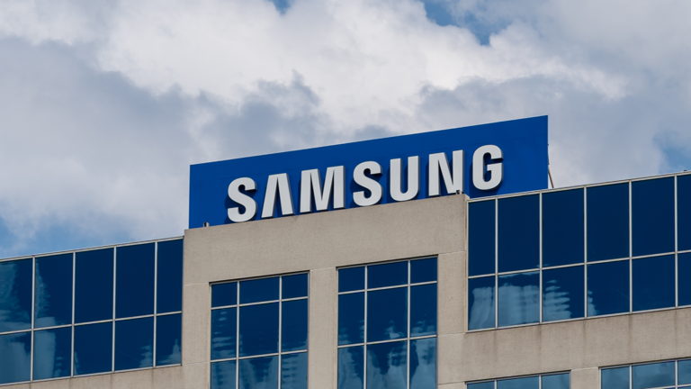 Samsung is readying giant PCIe 6.0 SSDs for production
