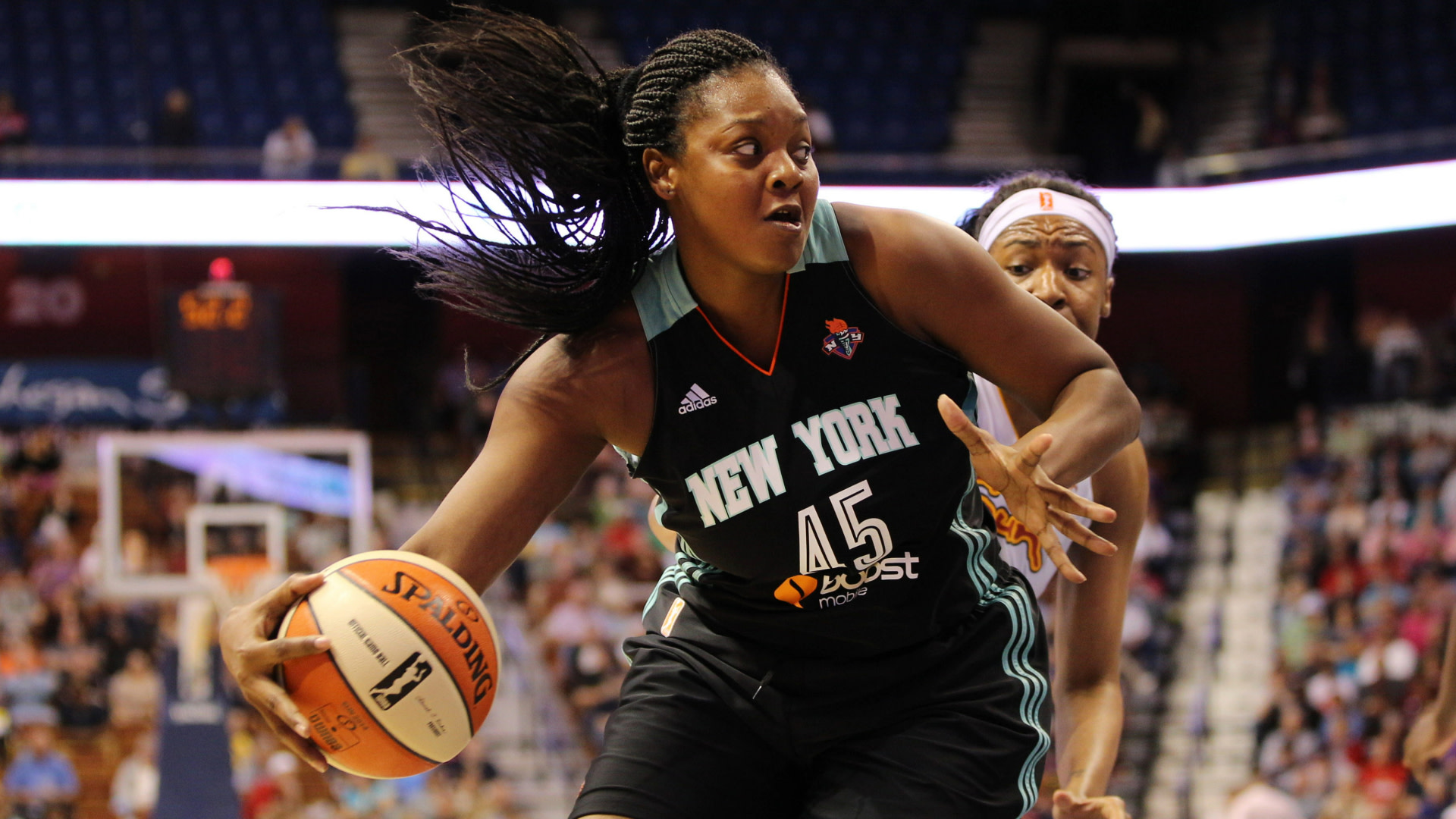 WNBA champion Kara Braxton dead at 43