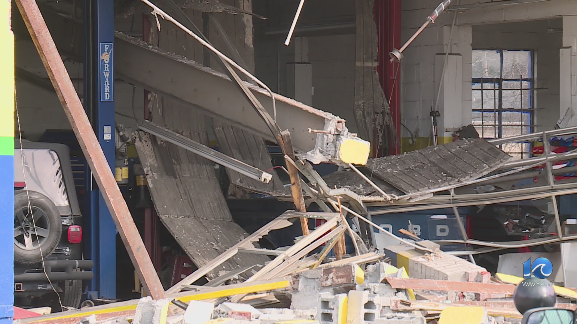 Driver hospitalized after vehicle slams into Portsmouth pizza shop