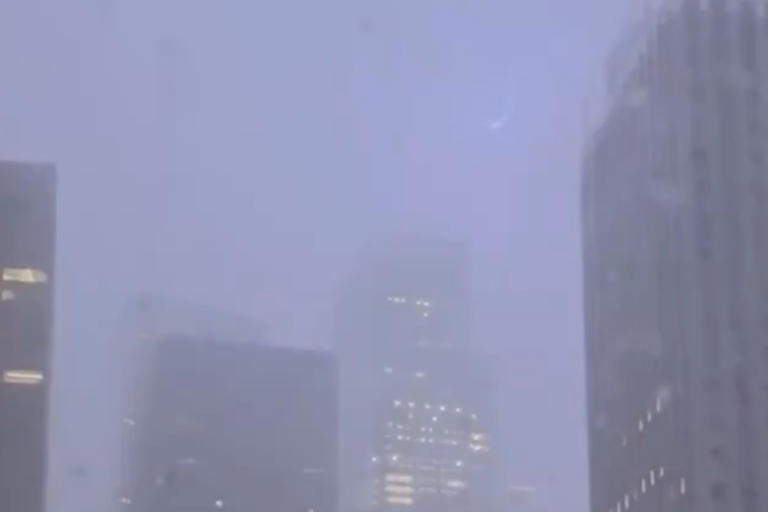 Wild video shows rare 'thundersnow' lightning strike World Trade Center