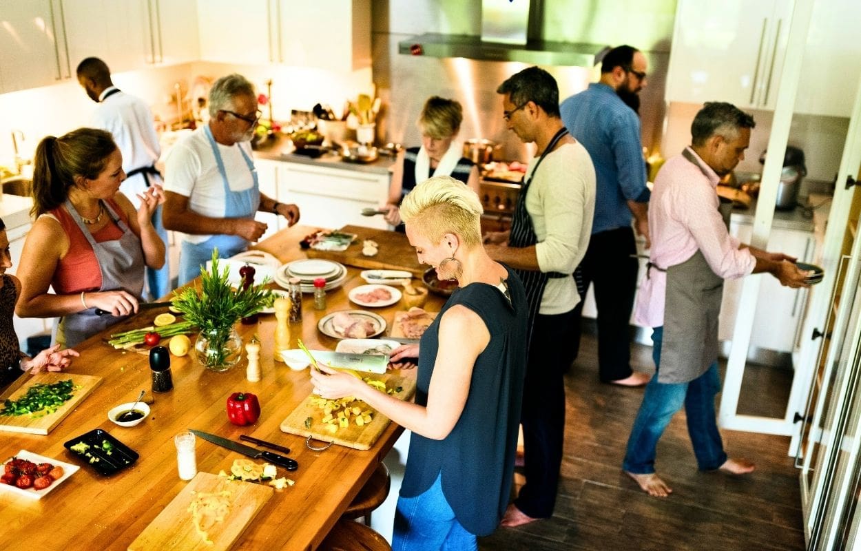 10 design habits of people who have guests over constantly