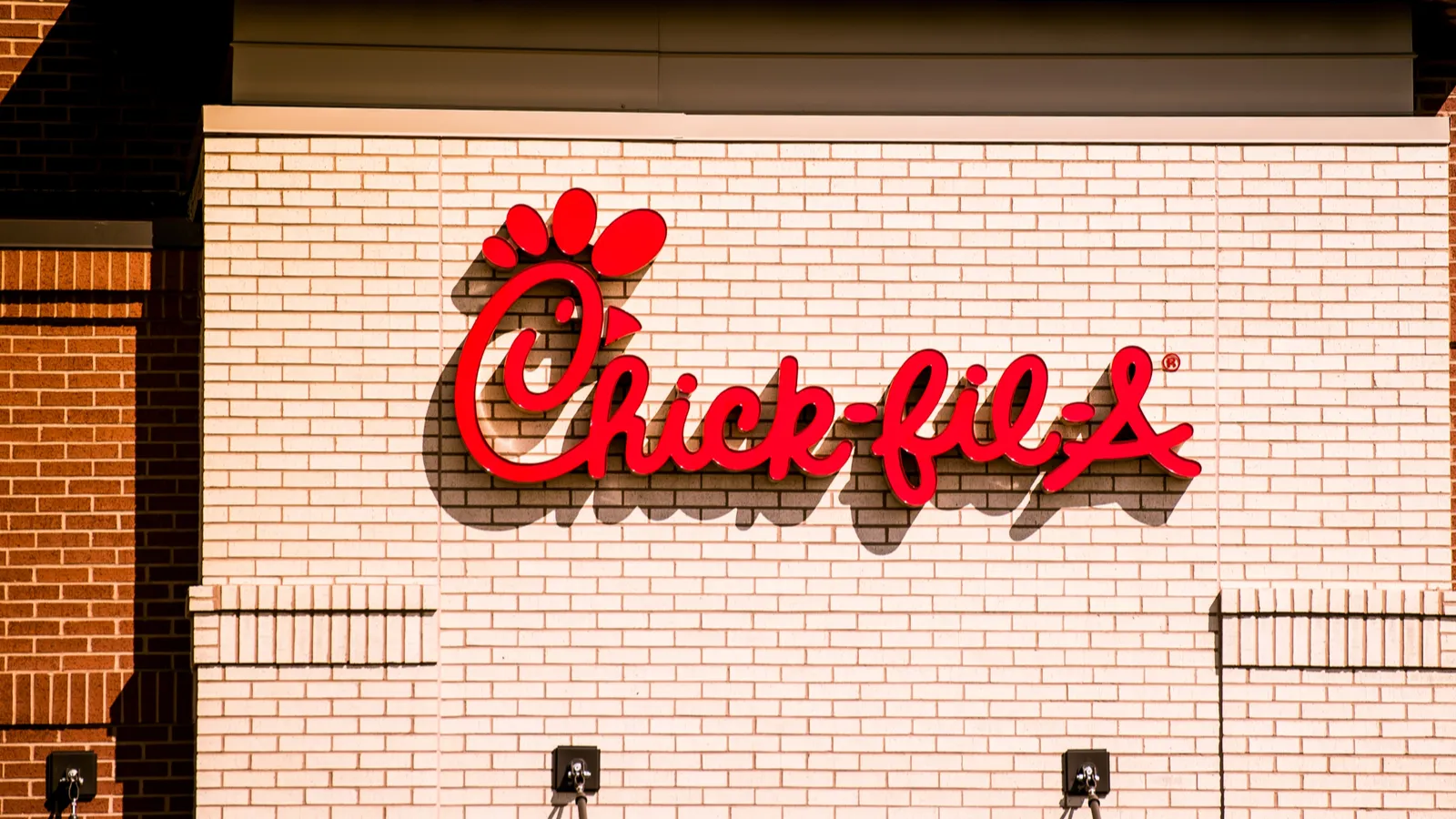 Chick-fil-A beats rivals to claim a top spot among fast food fans