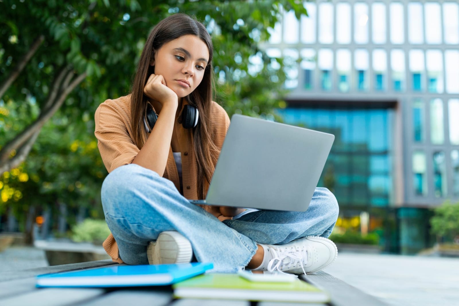 Major college study links heavy social media use with higher odds of ...