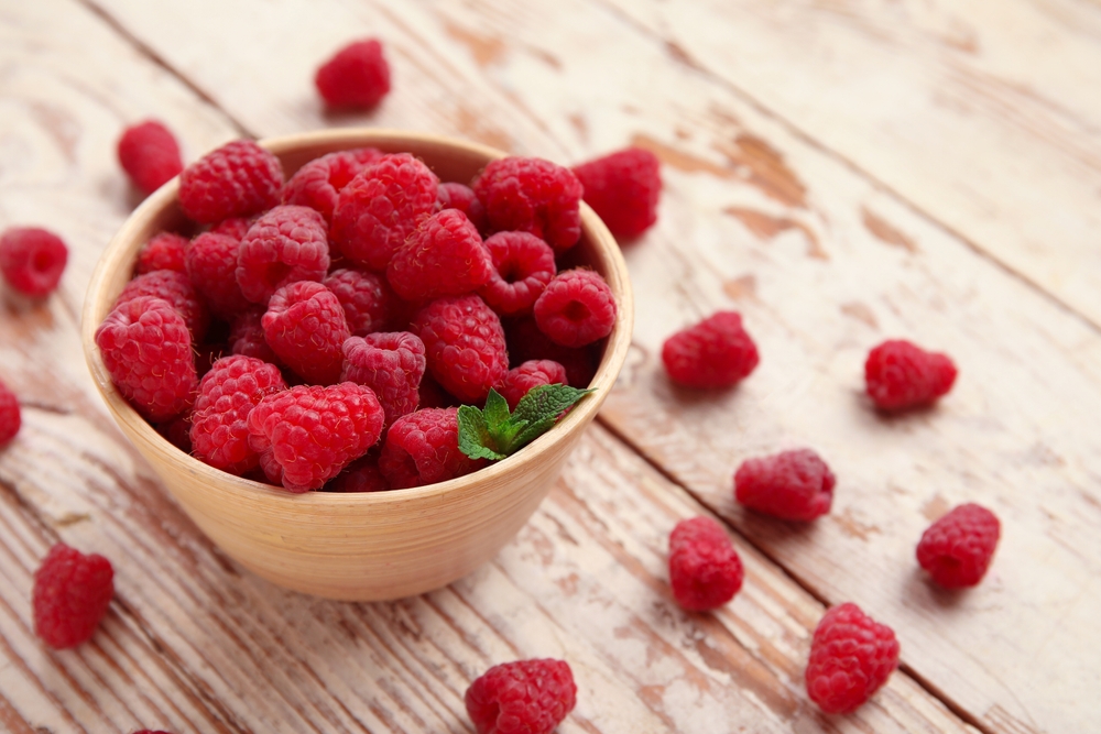 How raspberries can affect your body if you eat them every day