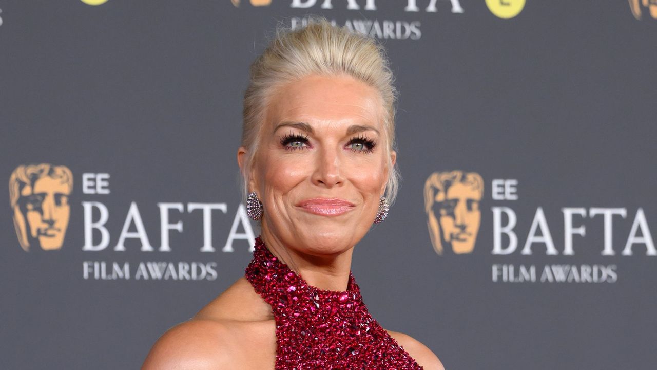 Hannah Waddingham lights up the BAFTAs and oozes old school Hollywood ...