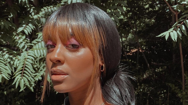 Medusa bangs: How to ace this sultry fringe hairstyle