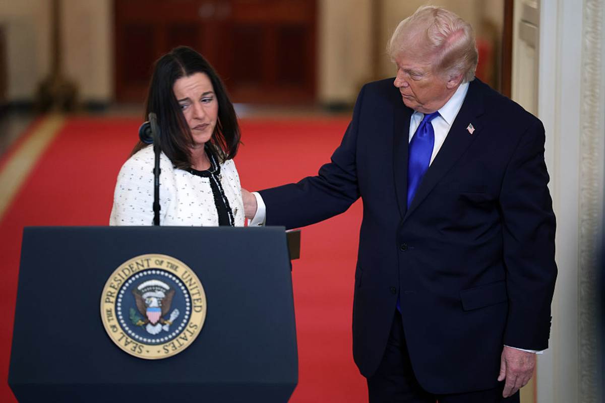 'Angel families' hail Trump for doing 'thankless job' as he honors ...