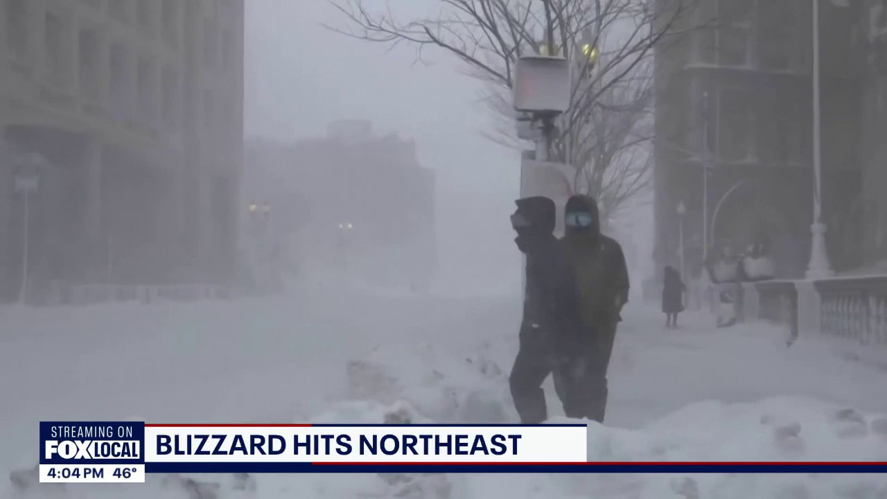 East Coast blizzard causes ripple effect at Sea-Tac as 10,000 flights ...