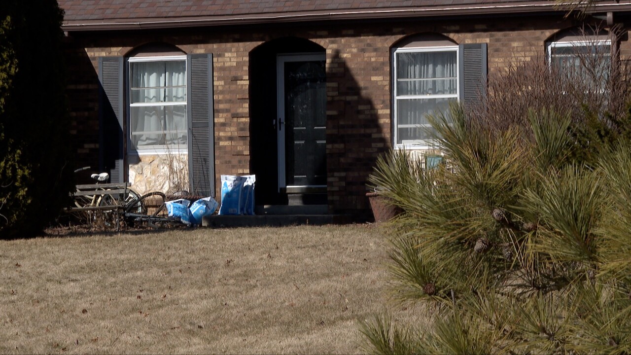Deputies investigating woman's suspicious death in golf course ...