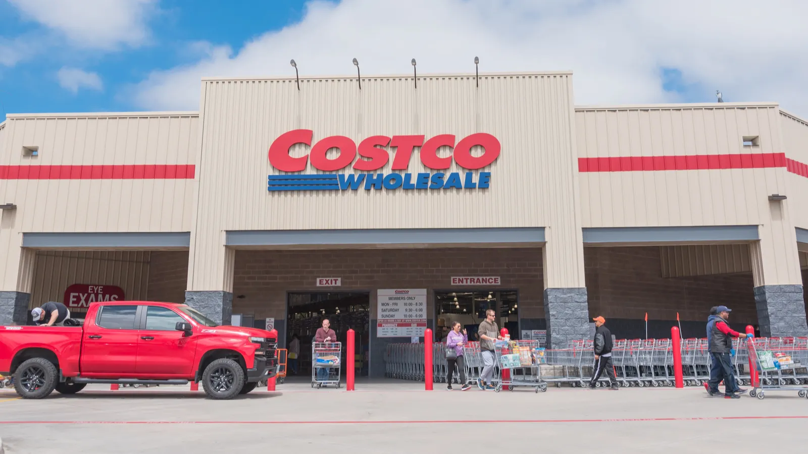 Costco just added a lemon crunch snack and shoppers keep going back for ...