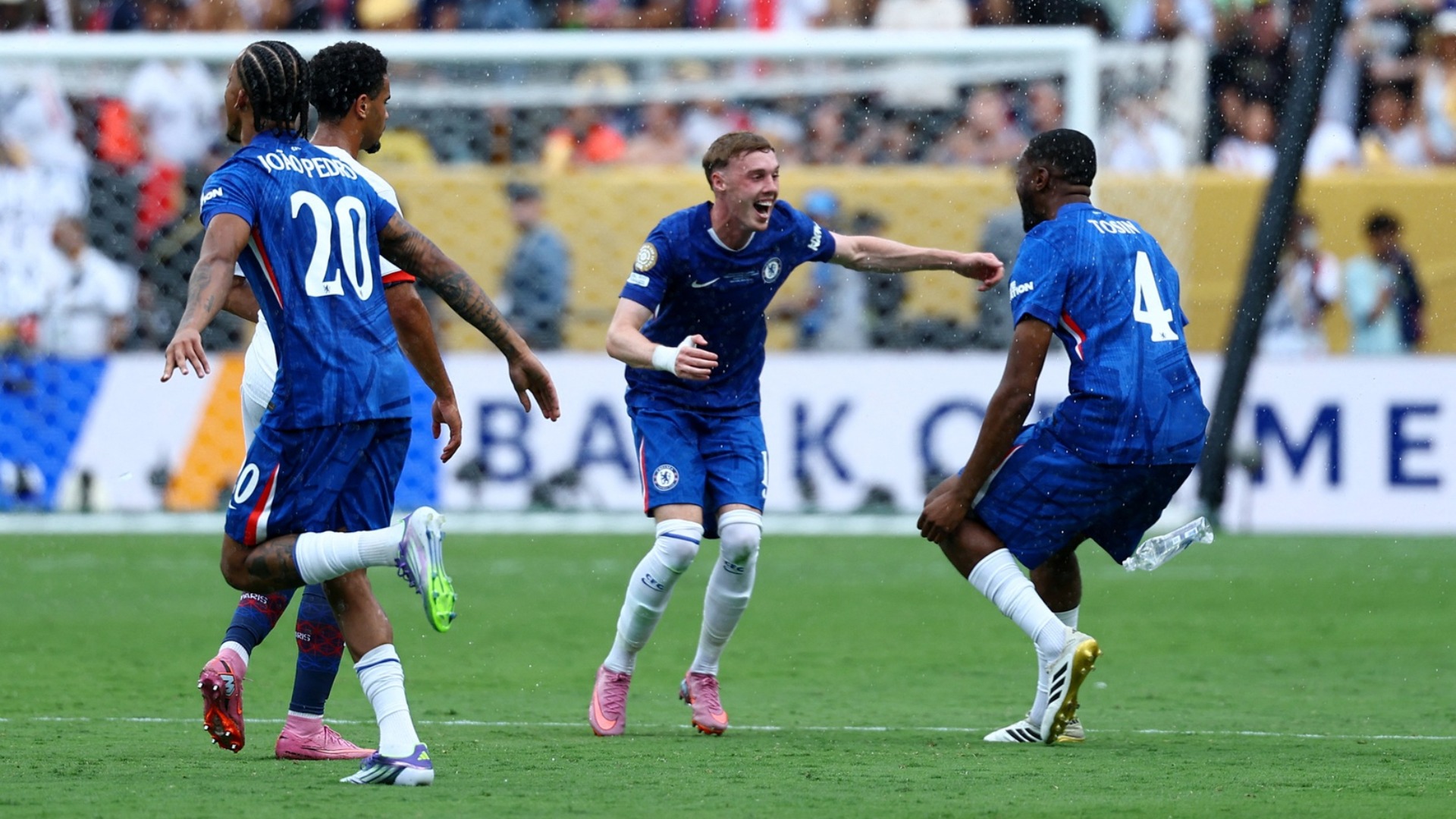 Chelsea's point loss and top European football updates