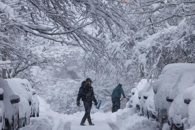 Philly snow updates: City schools will be virtual Tuesday; city offices ...