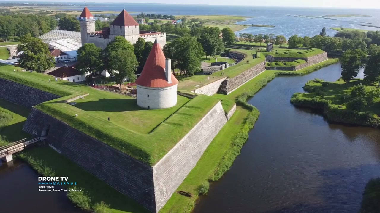 Explorando Saaremaa, Estonia en drones, parte 1