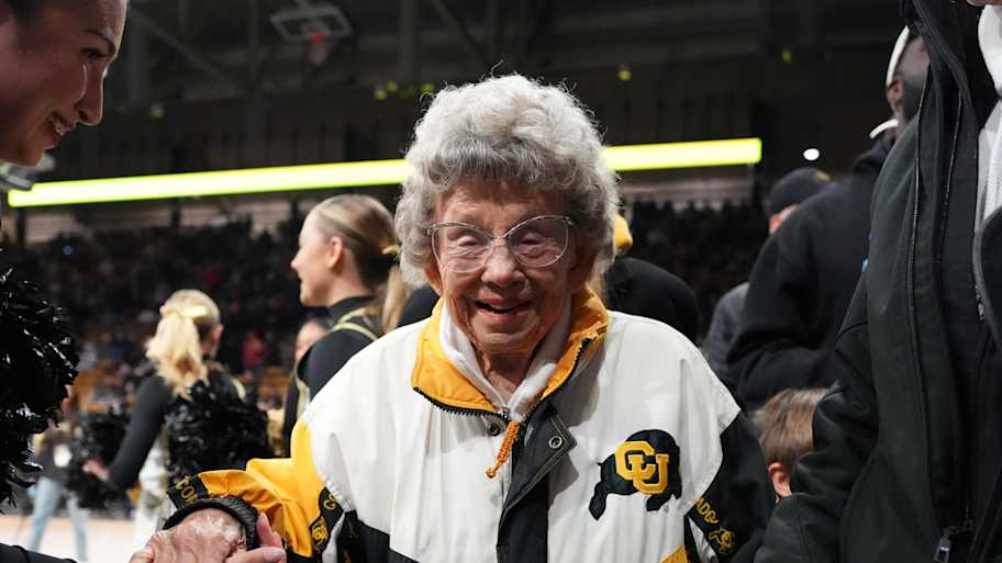 Miss Peggy helps Colorado women's basketball extend win streak