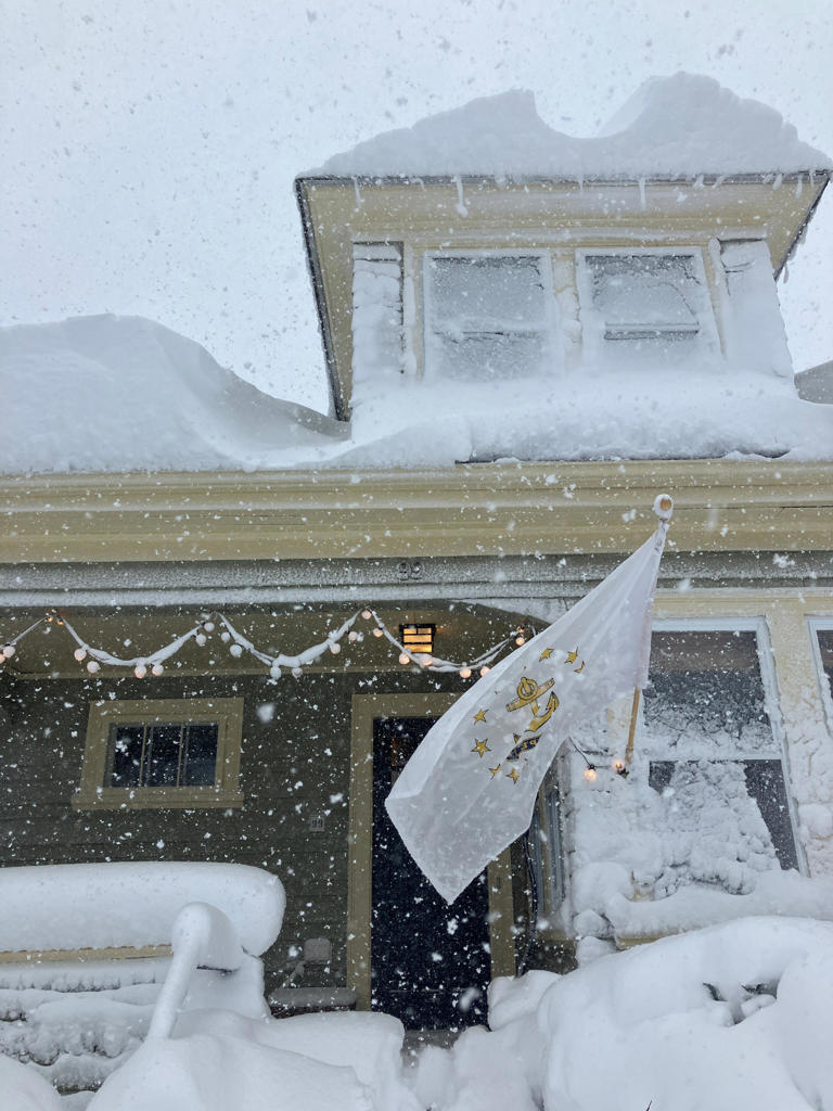 Blizzard of 2026 shatters Rhode Island's snow record from 1978