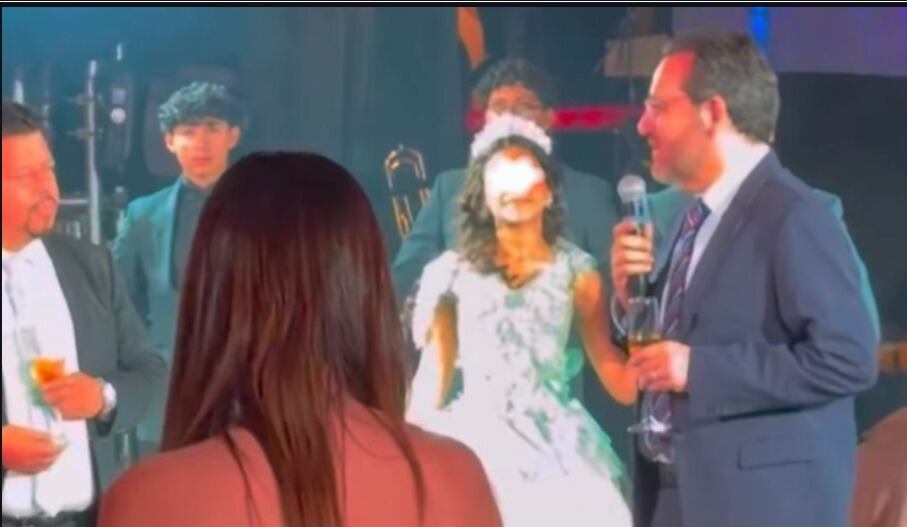 Fiesta de XV de hija de Mario Antonio Guillén en Puebla desata críticas ...