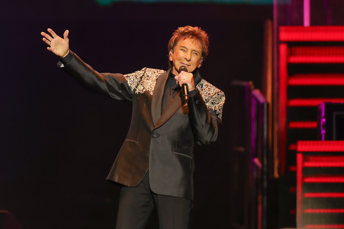 '70s music icon announces update on 2026 farewell tour