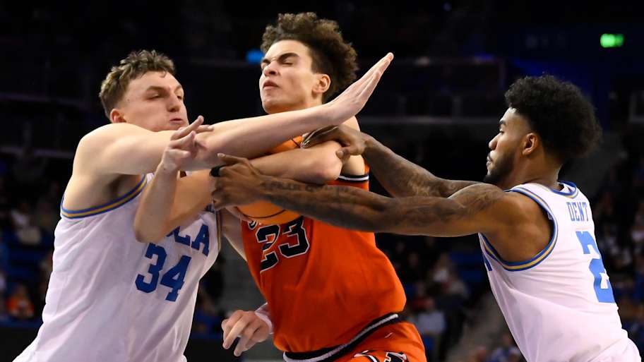Social media reacts to Illinois basketball's second-half collapse at UCLA