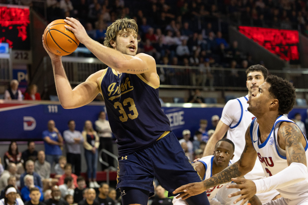 Notre Dame's Carson Towt lands NFL agent deal despite not playing football