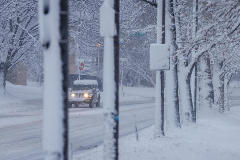 Philly snow updates: City schools will be virtual Tuesday; city offices ...