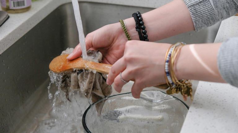 Why you should never put wooden spoons in the dishwasher