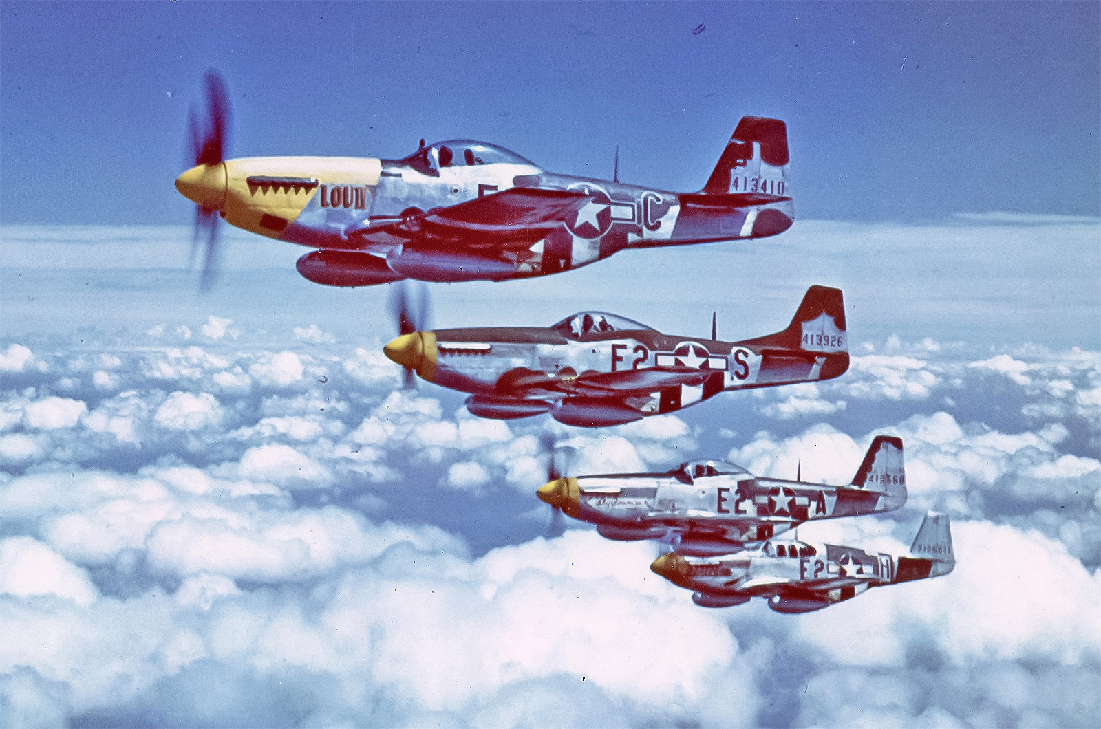 10 reasons why the P-51 Mustnag was so amazing