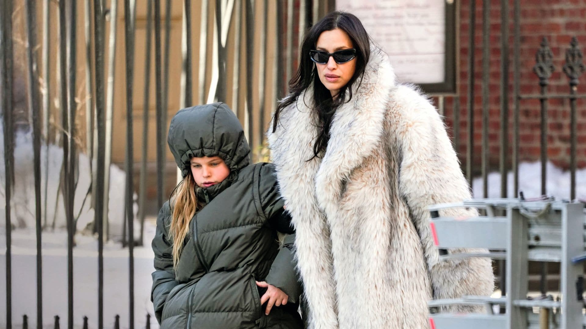 Irina Shayk conquista Nueva York con su estilo 'yeti': las fotos de su ...