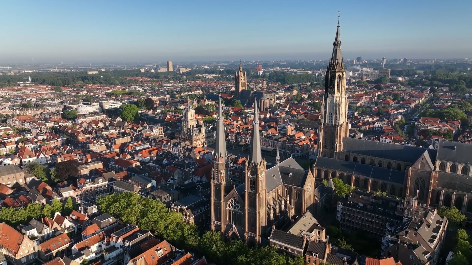 Delft, Paesi Bassi: un drone scopre la pittoresca città dei canali