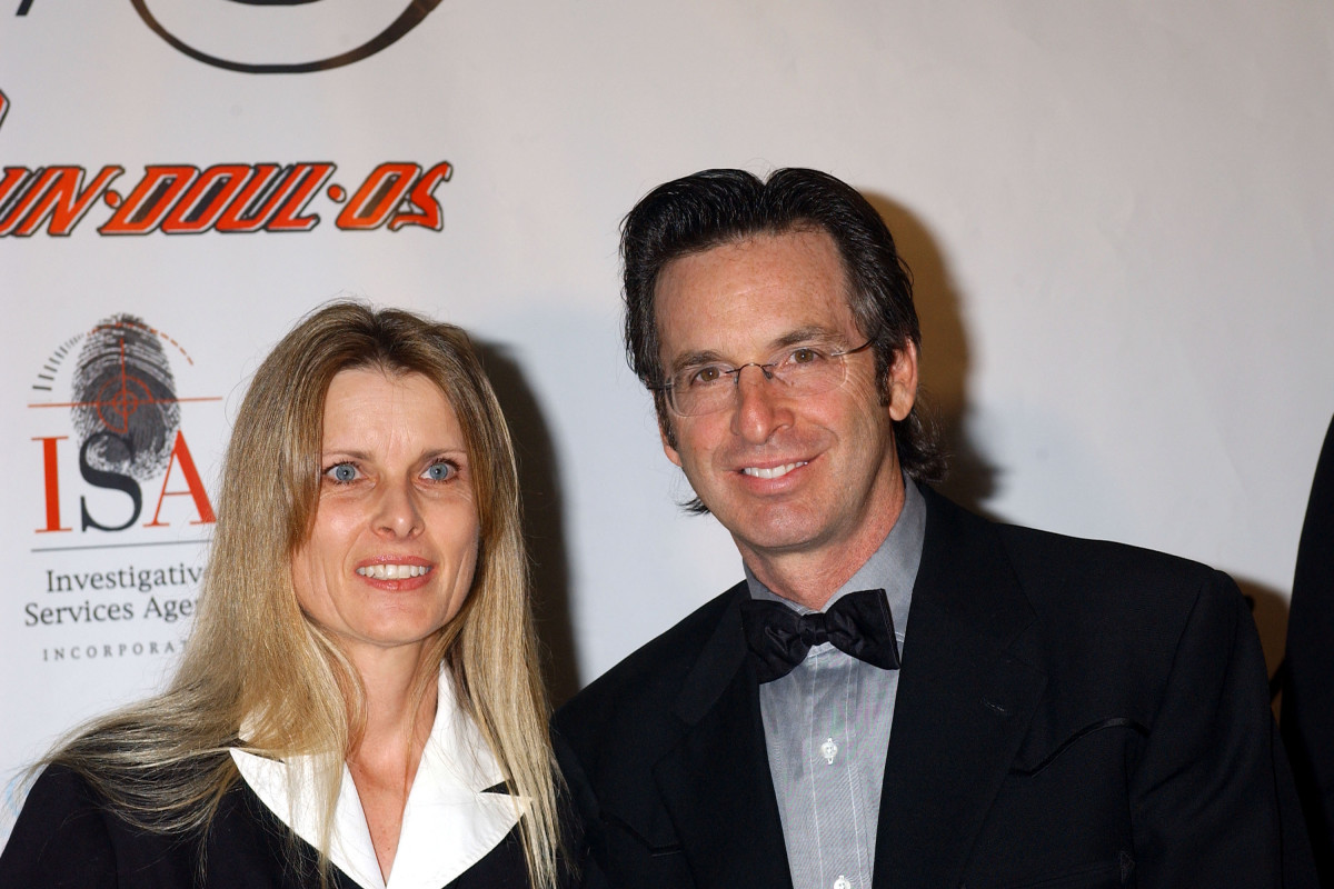Robert Carradine's brother Keith, family shine light on how he died ...