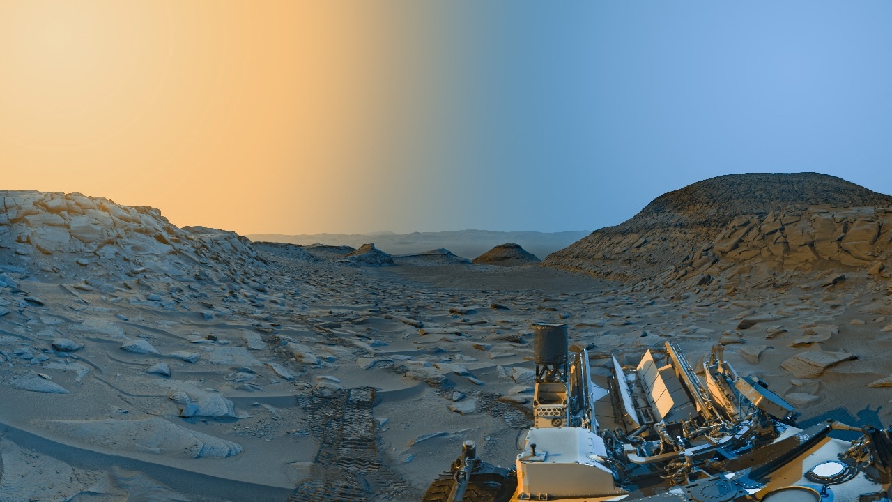 Spider webs on Mars: NASA rover discovers clues about existence of ...