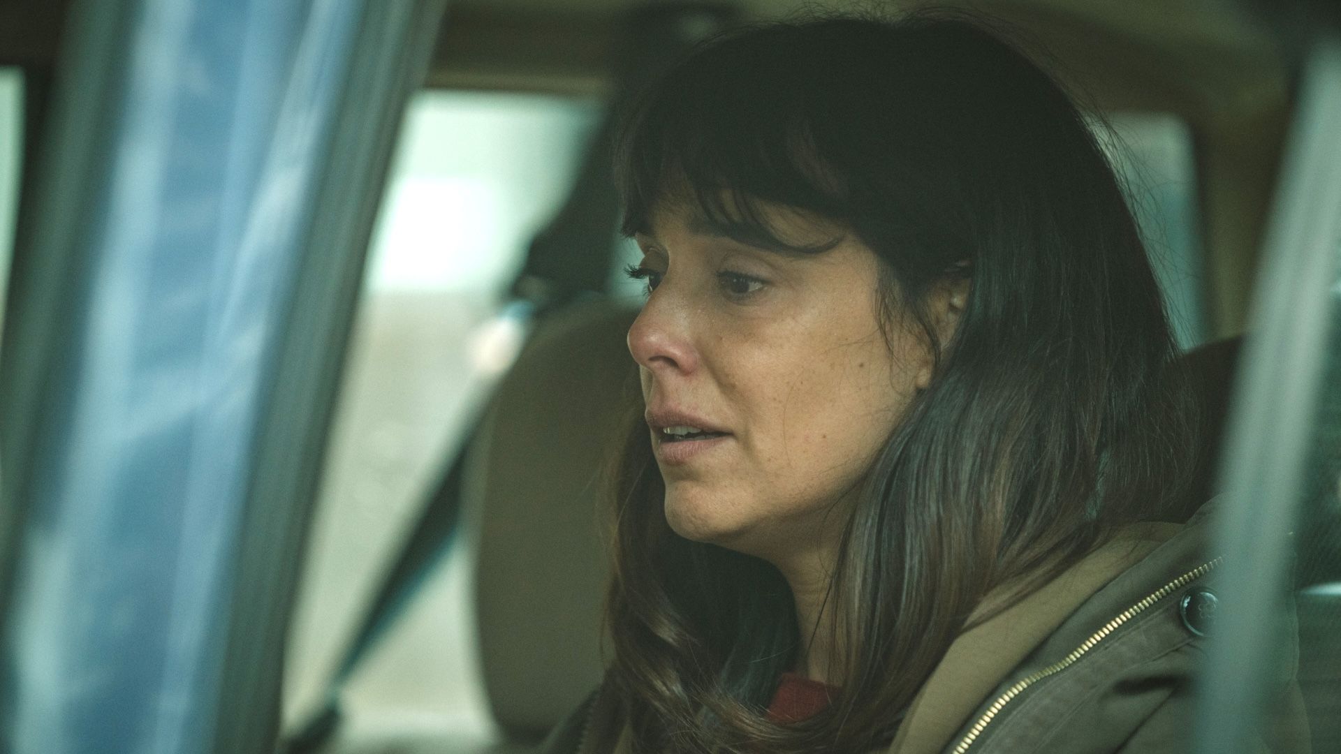 Netflix's unsettling new mystery thriller is the top movie around the ...