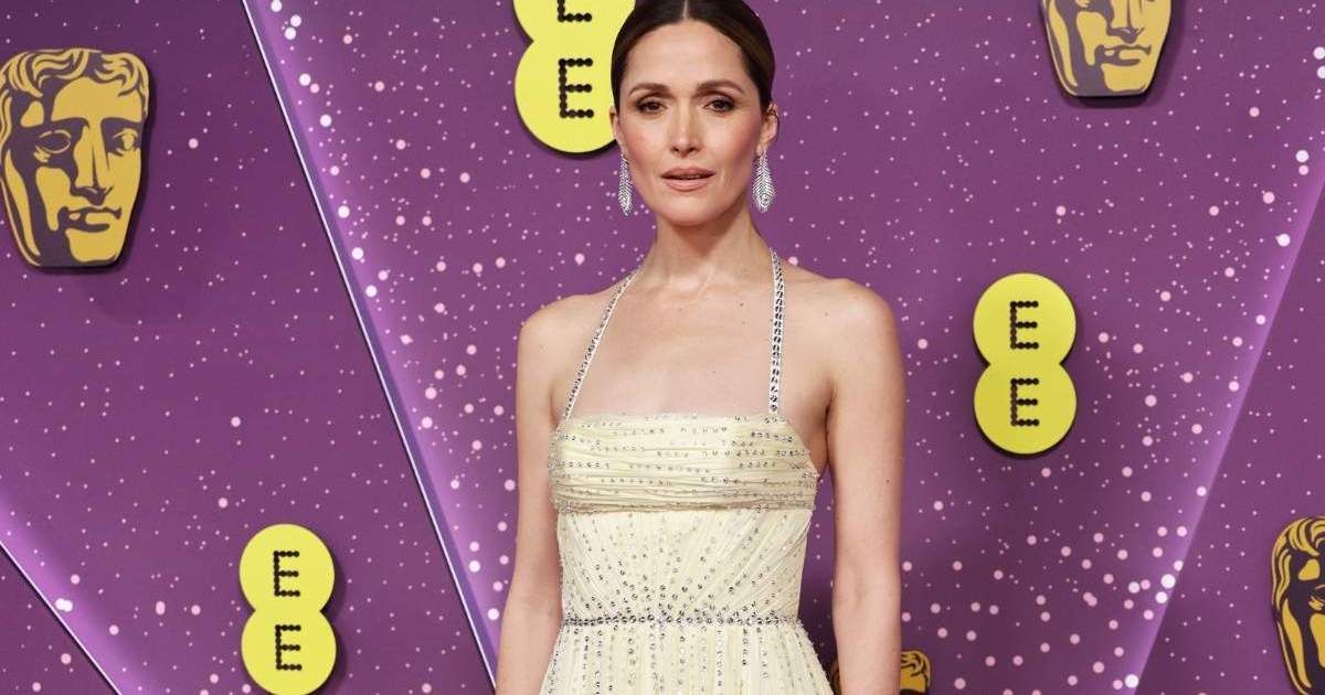 Rose Byrne's Miu Miu dress for the BAFTAs is held up by 2 strings