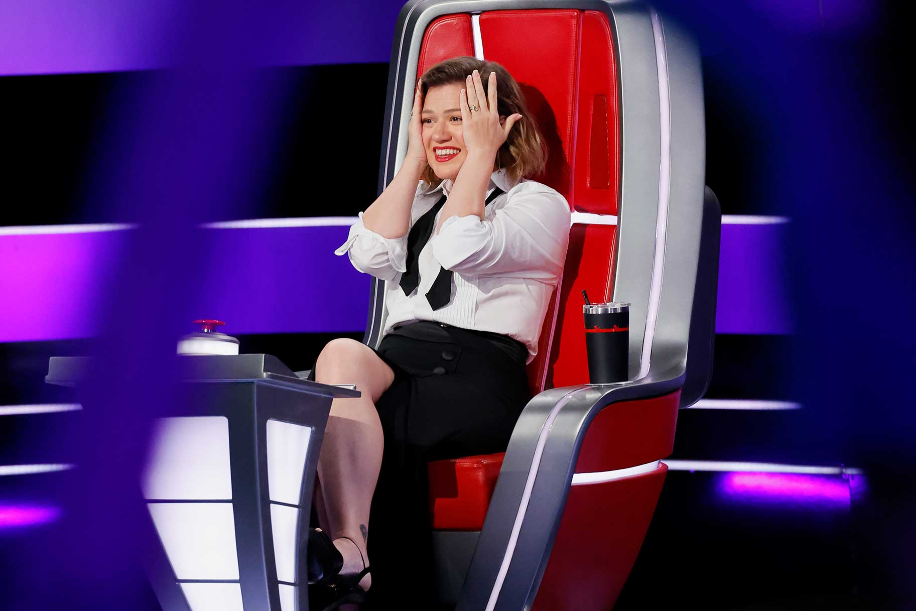 All about Kelly Clarkson’s delicate hand and wrist tattoos