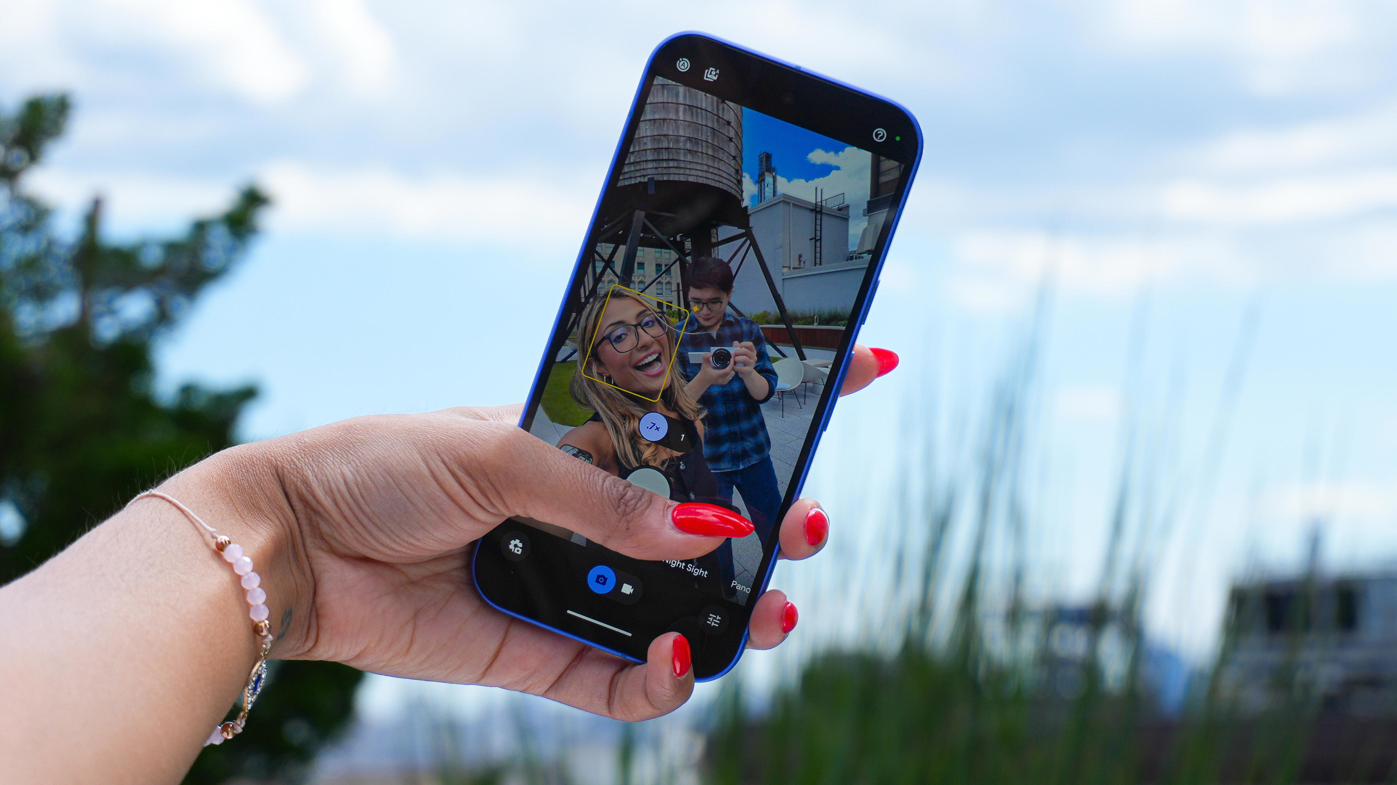 How to FaceTime on Android (or your Windows PC) - no third-party app needed