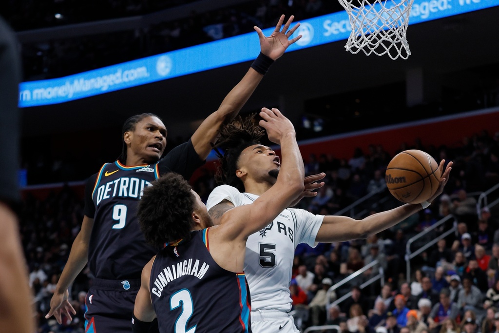 Spurs humble Pistons with 114-103 victory in potential NBA Finals preview