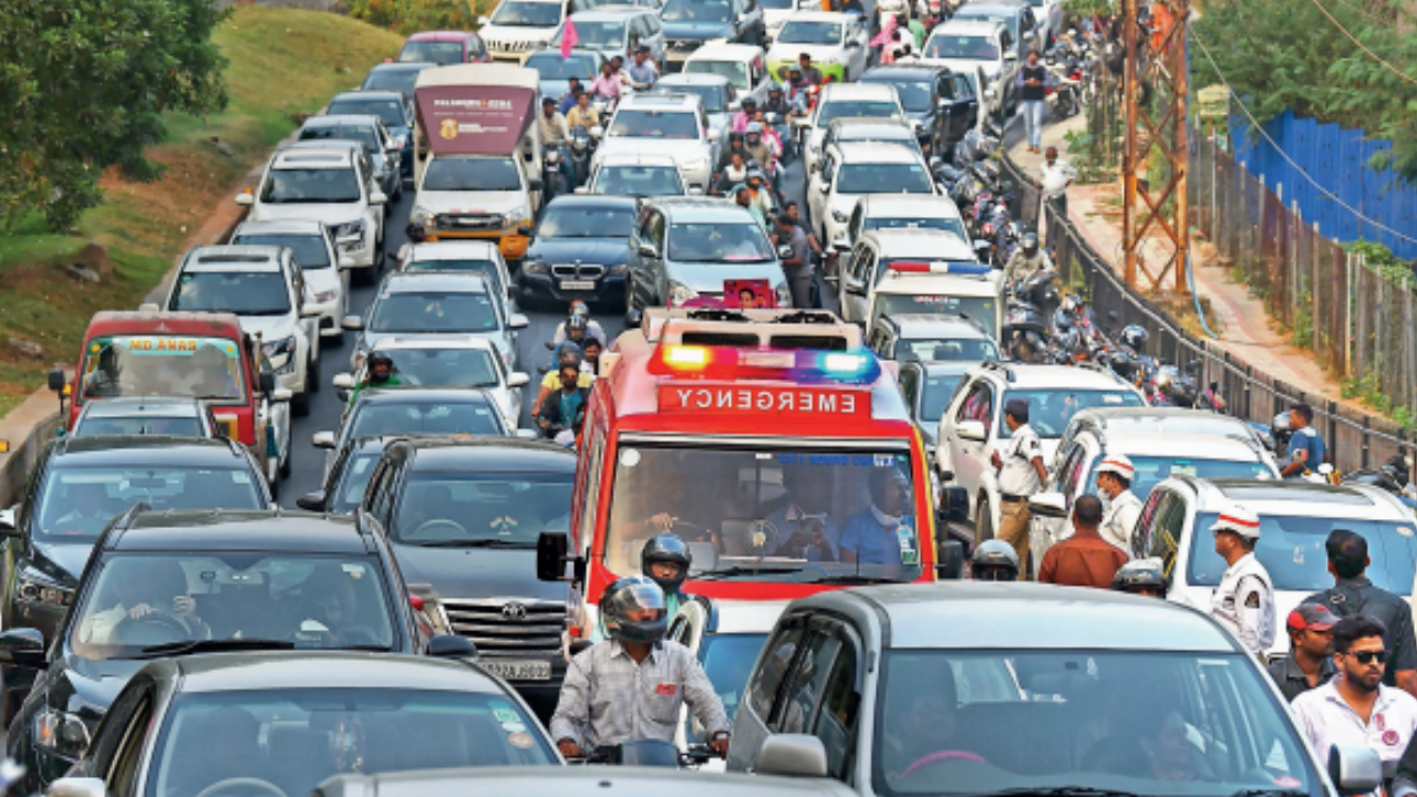 Hyderabad traffic snarls: Lives at stake as clogged streets eat up ...