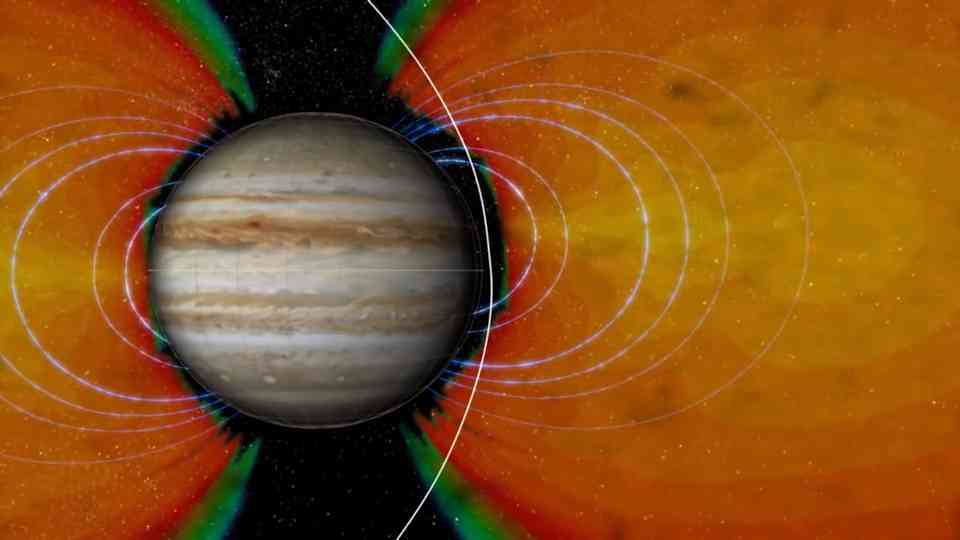 The first close images of Jupiter’s poles shocked scientists
