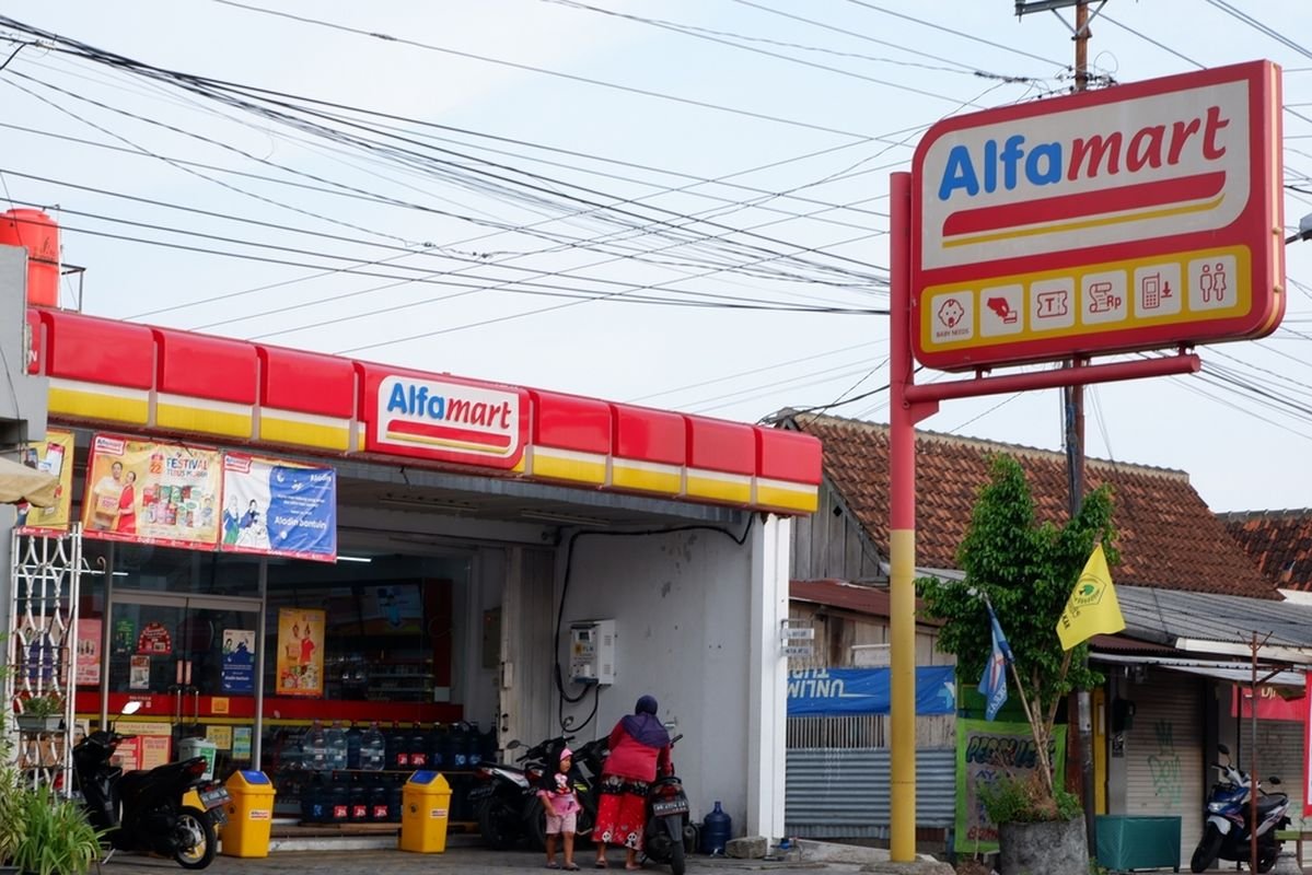 Rincian biaya dan balik modal Alfamart 2026, butuh dana berapa?