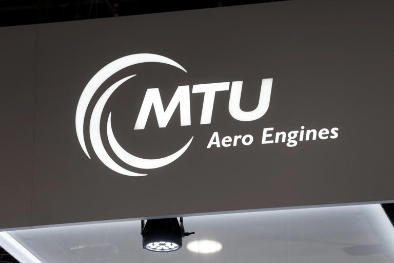 MTU Aero Engines expects commercial business to boost 2026 revenue