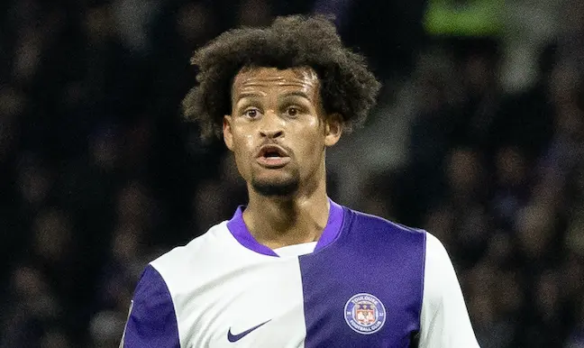 Mercato : Bezhani explique le recrutement anticipé de Russell-Rowe