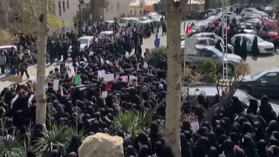 Iran-US tensions live updates: US says diplomacy is its first option on ...