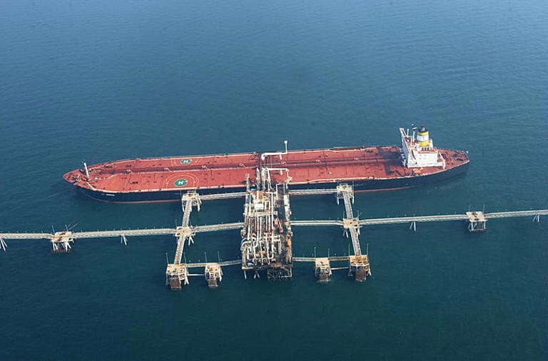 Gulf states back Kuwait in dispute with Iraq over UN maritime borders claim