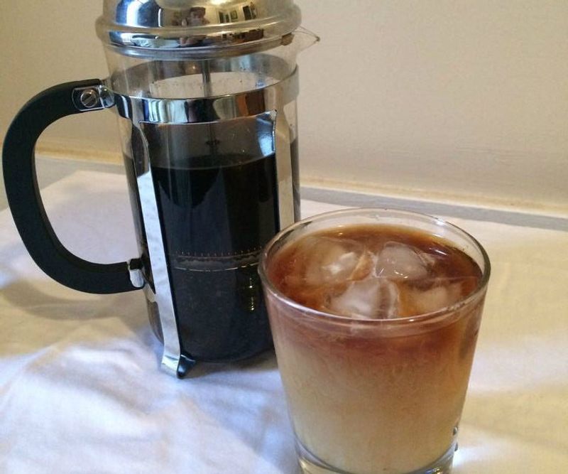 How to make café-style iced coffee in your own kitchen