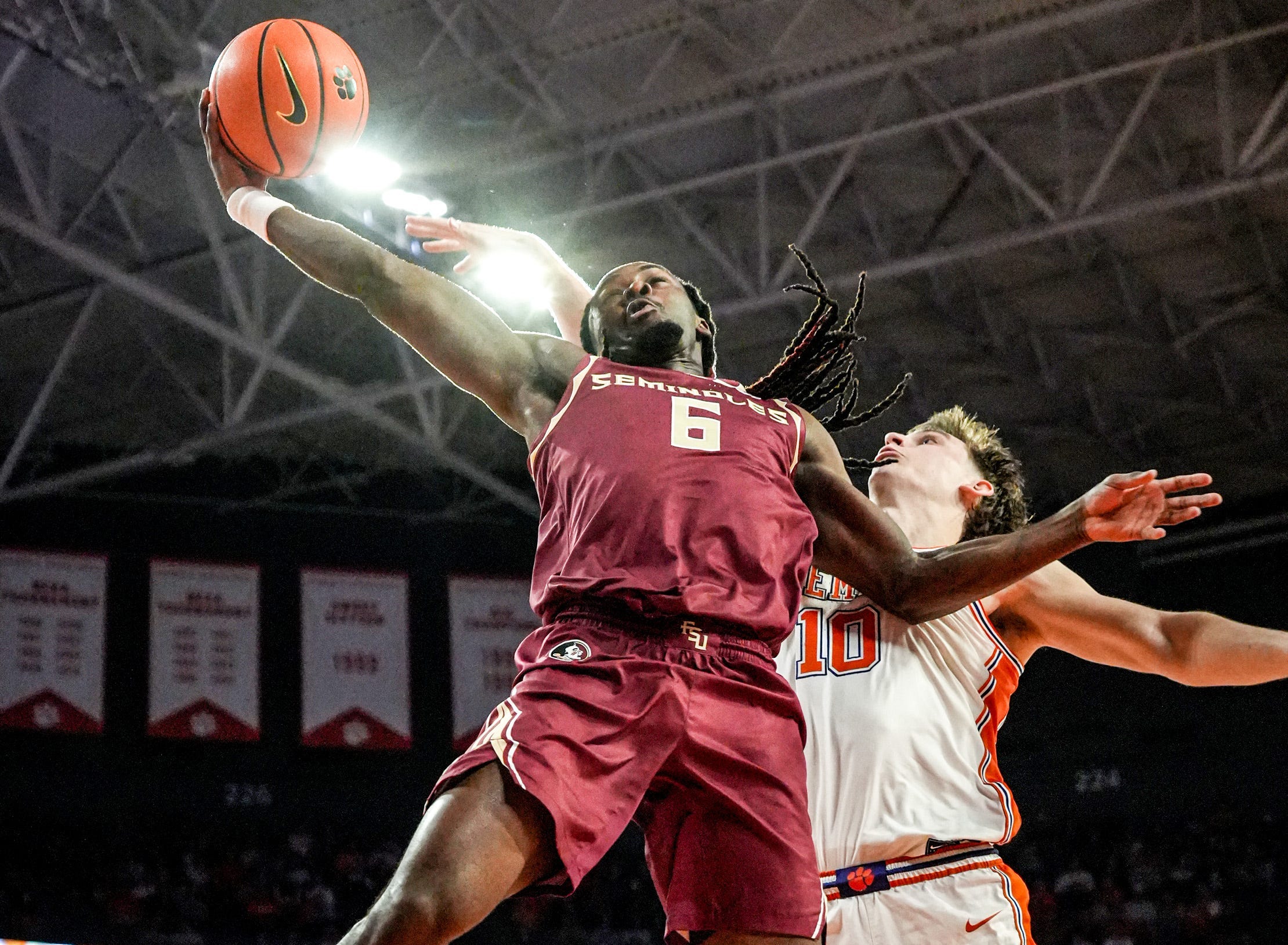 Robert McCray V earns ACC player of the week honor for Florida State