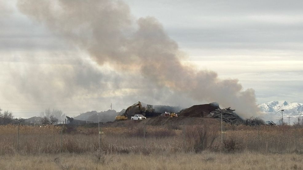 Large field fire burns for several hours at Woods Cross landscaping ...
