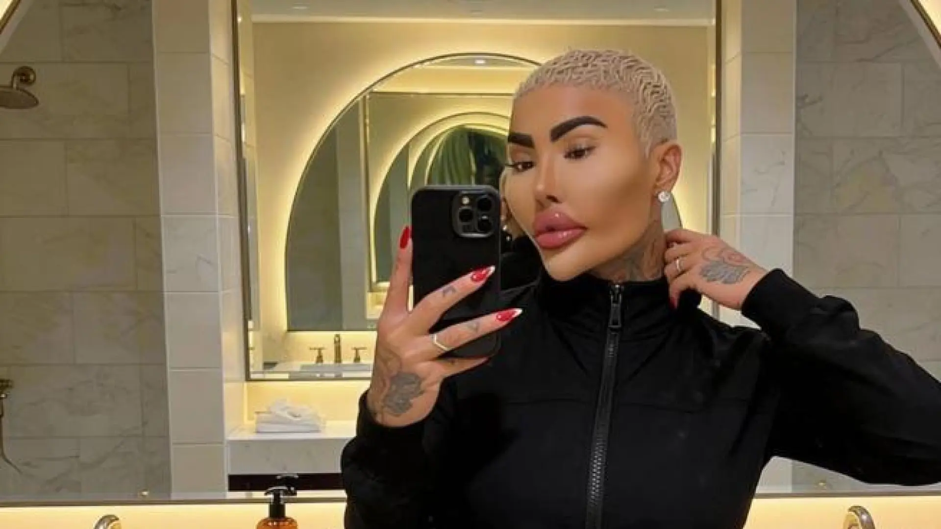 Muere Jordan James Parke, el hombre que quería parecerse a Kim ...