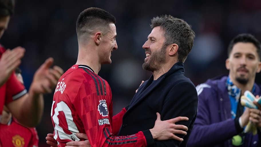 Benjamin Sesko is forcing Michael Carrick into a tough decision—the ...