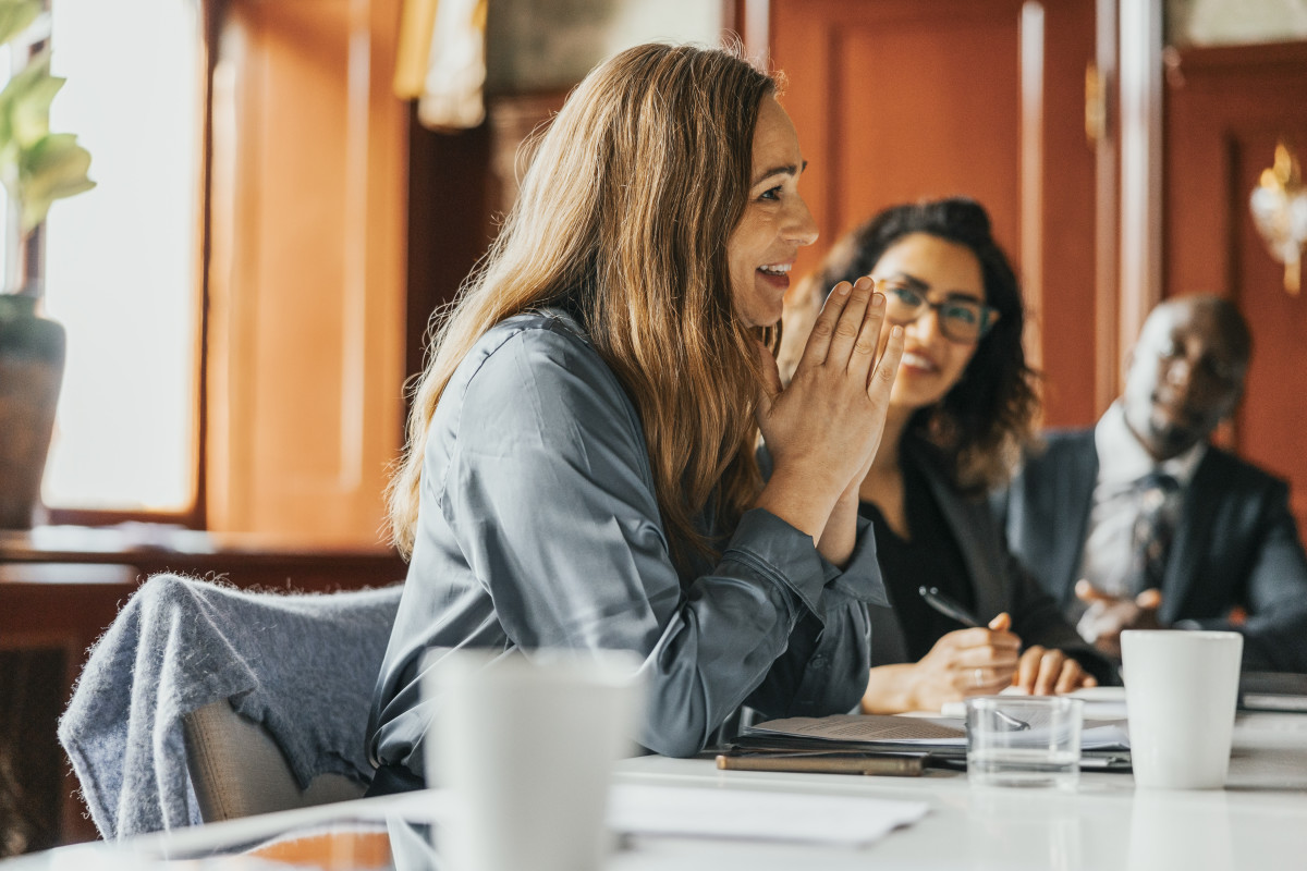 Discover 6 positive traits of people who overshare, according to a ...