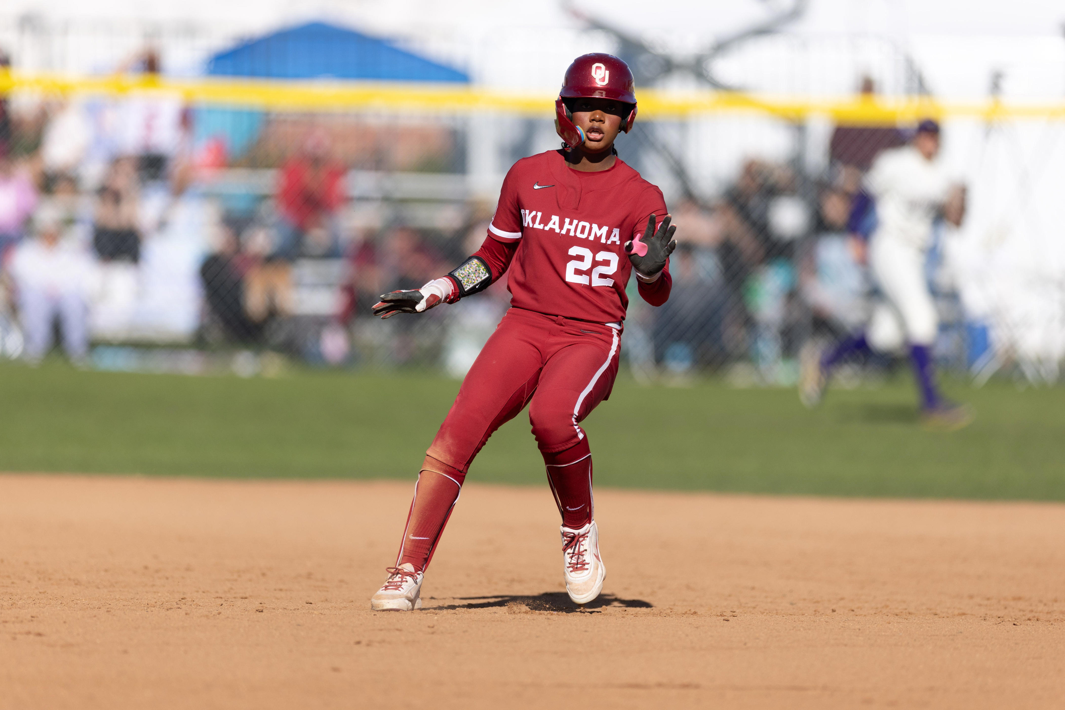 What channel is OU softball vs Auburn on today? Time, TV for Sooners-Tigers