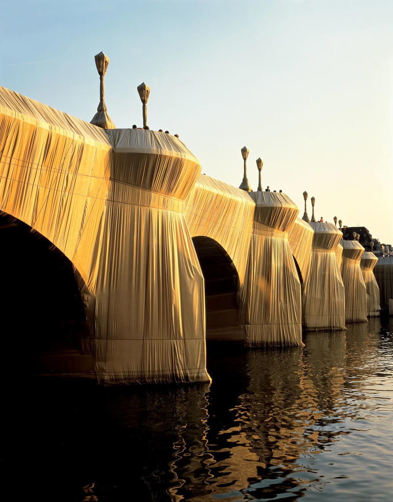 La Caverne du Pont Neuf de JR, une œuvre de 2 400m², ouvrira au public ...
